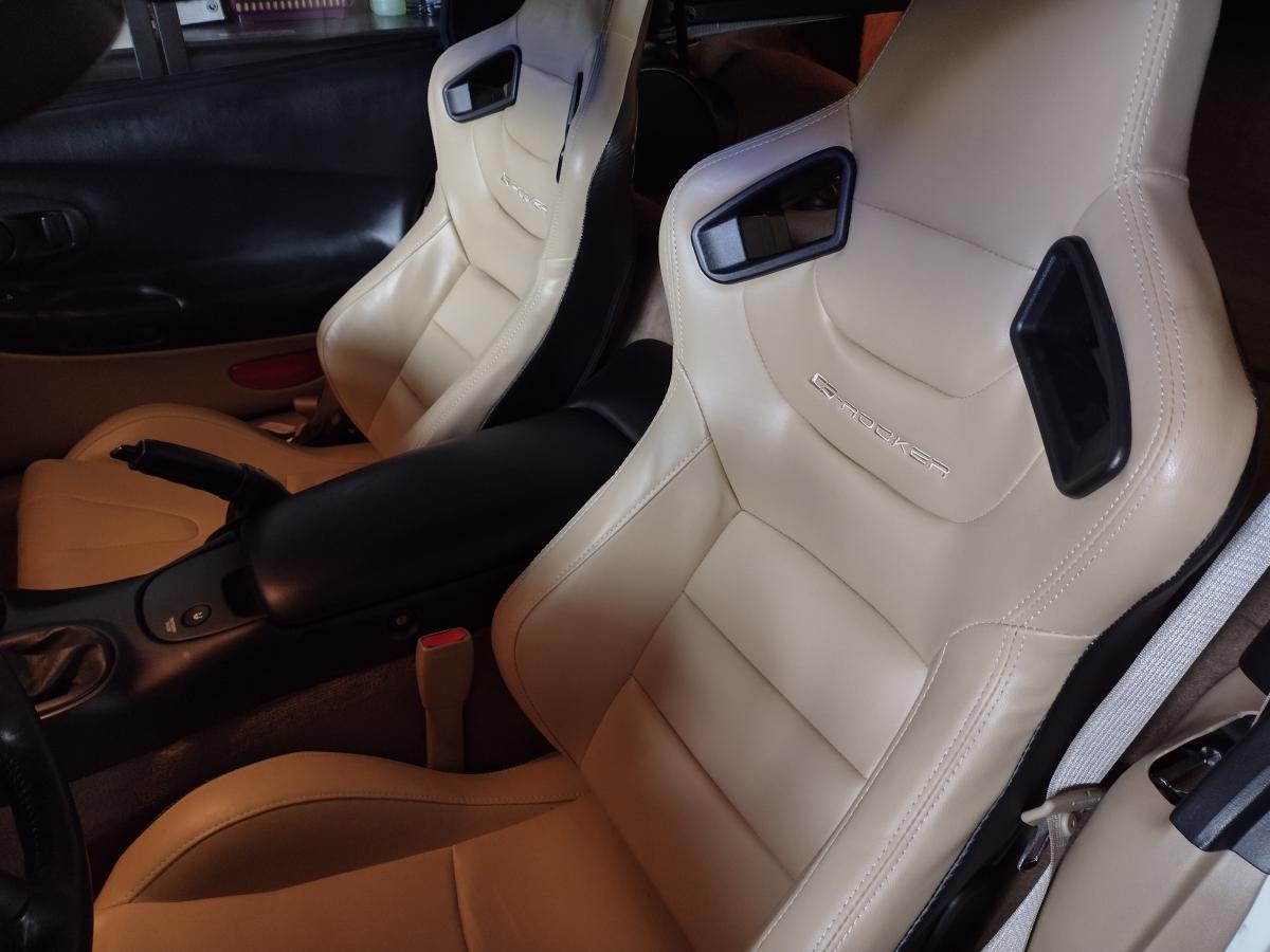 1999 C5 Corvette Amazon Seats In a C5 Corvette -- At the Track, with C6 ...